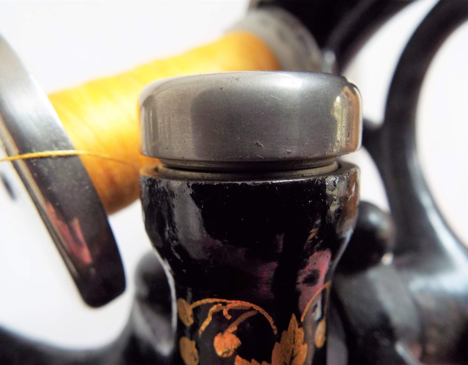 Lizzie Lenard Vintage Sewing: Threading the Willcox and Gibbs Automatic