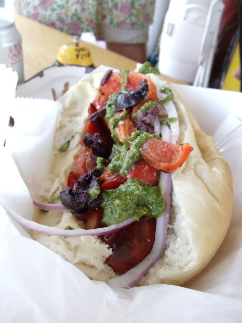 The Hot Dog Truck: Snappy Dogs Friday Special