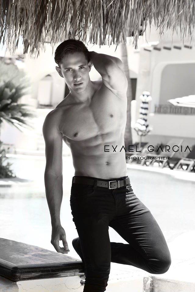 Man Central: Christian Ramirez: Shirtless