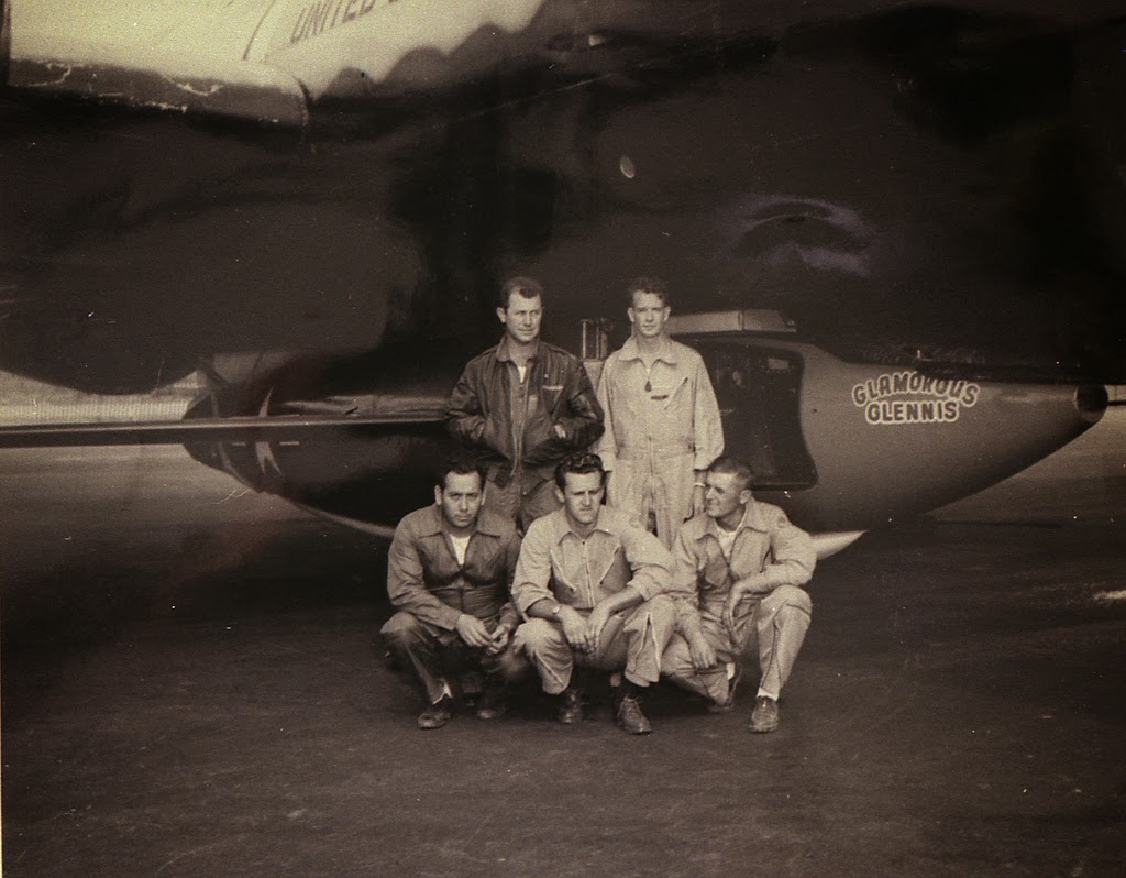 Test & Research Pilots, Flight Test Engineers: October 2013