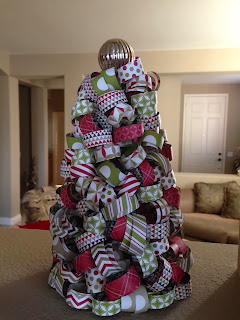 Paper Desserts: Curly Paper Christmas Trees