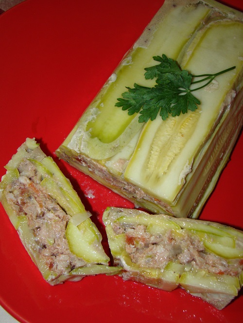 Cristina's world: Terina de dovlecel cu carne de pui