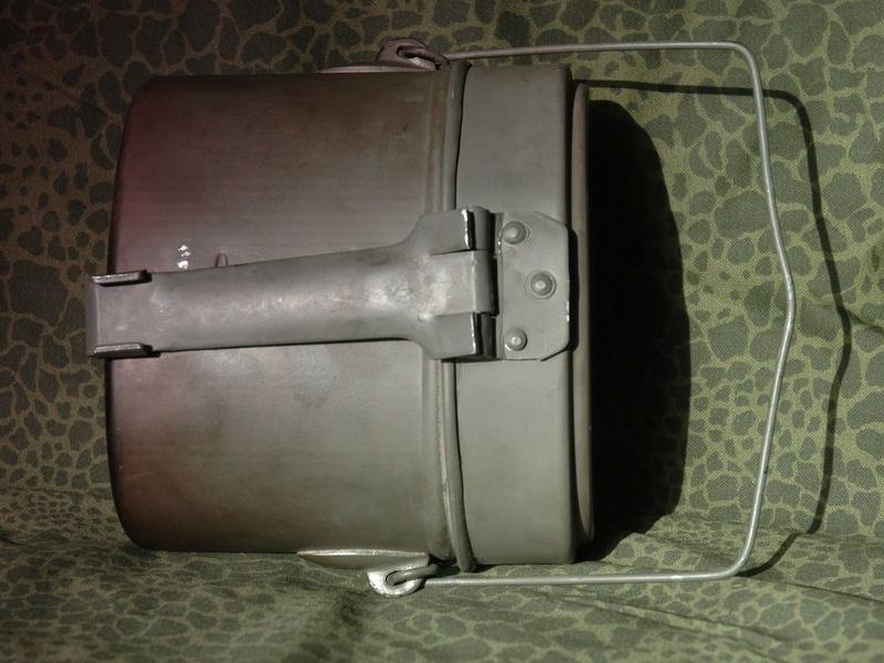 SURPLUS GEAR: German NVA Mess Tin