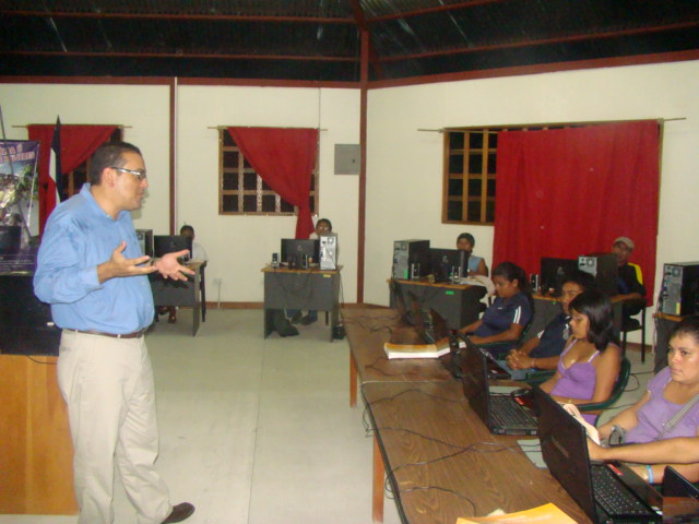Ministerio de Ciencia y Tecnología: Viceministro del MICIT visita ...