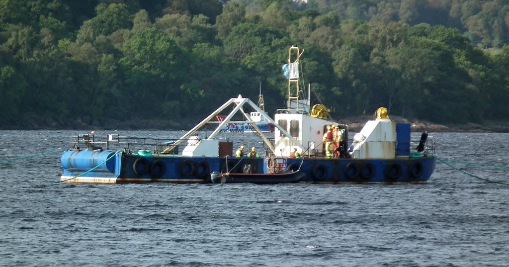Clyde Naval Gazing: Dive Barge Talon
