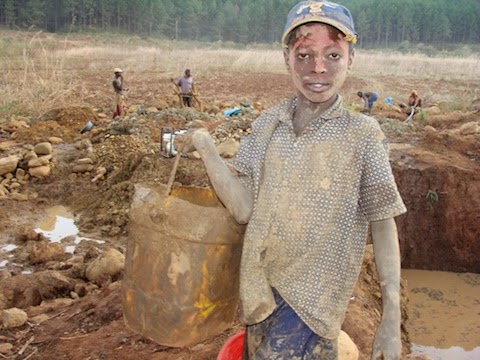 Coltan Mining in the Congo [With VIDEO] - SHARE this video IF YOU THINK ...