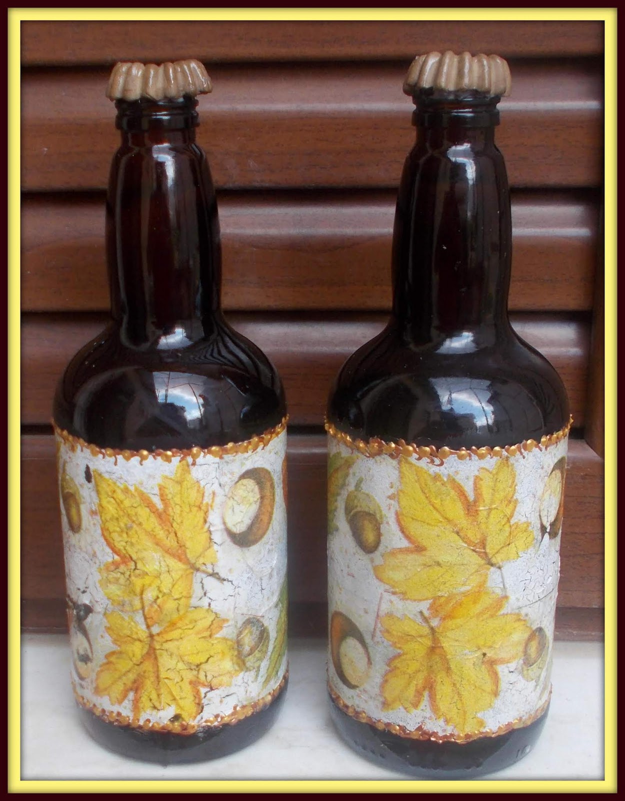 lila365idees: ΚΡΑΚΕΛΕ ΣΕ ΣΚΟΥΡΑ ΜΠΟΥΚΑΛΙΑ (CRACKELED IN DARK BOTTLES)