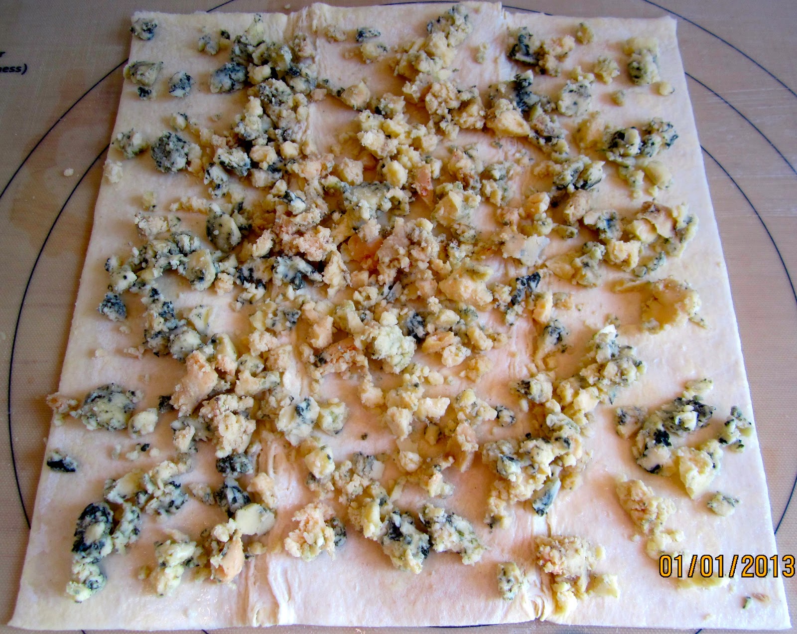 Brot & Bread: DAN LEPARD'S STILTON CRUST SAUSAGE ROLLS