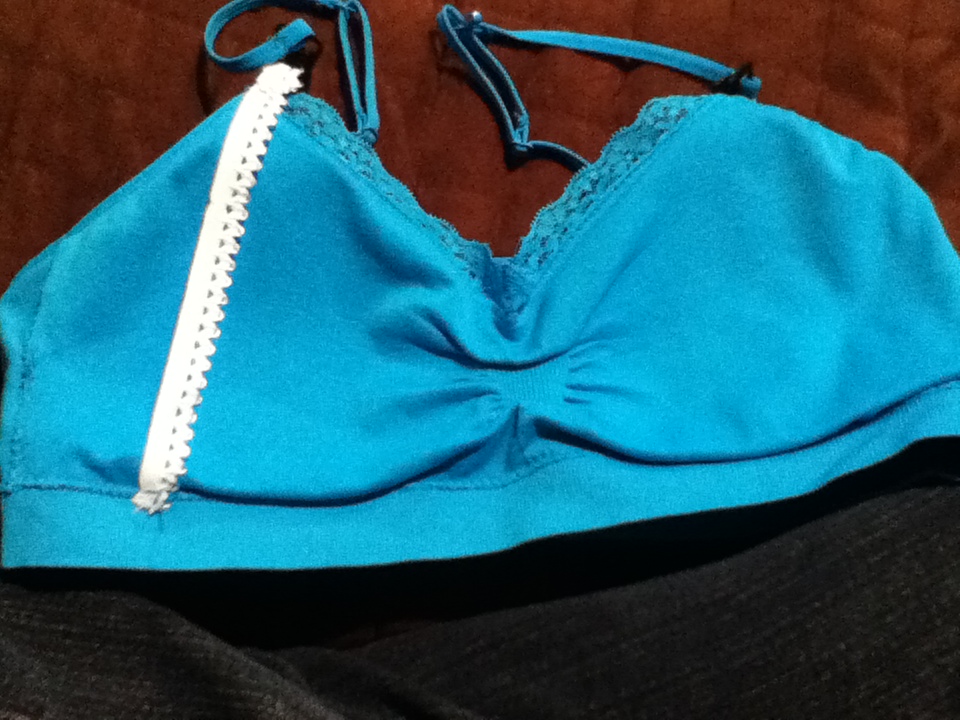 Pinned it done it!: First Pin to test: DIY Nursing Bra (regular to nursing)