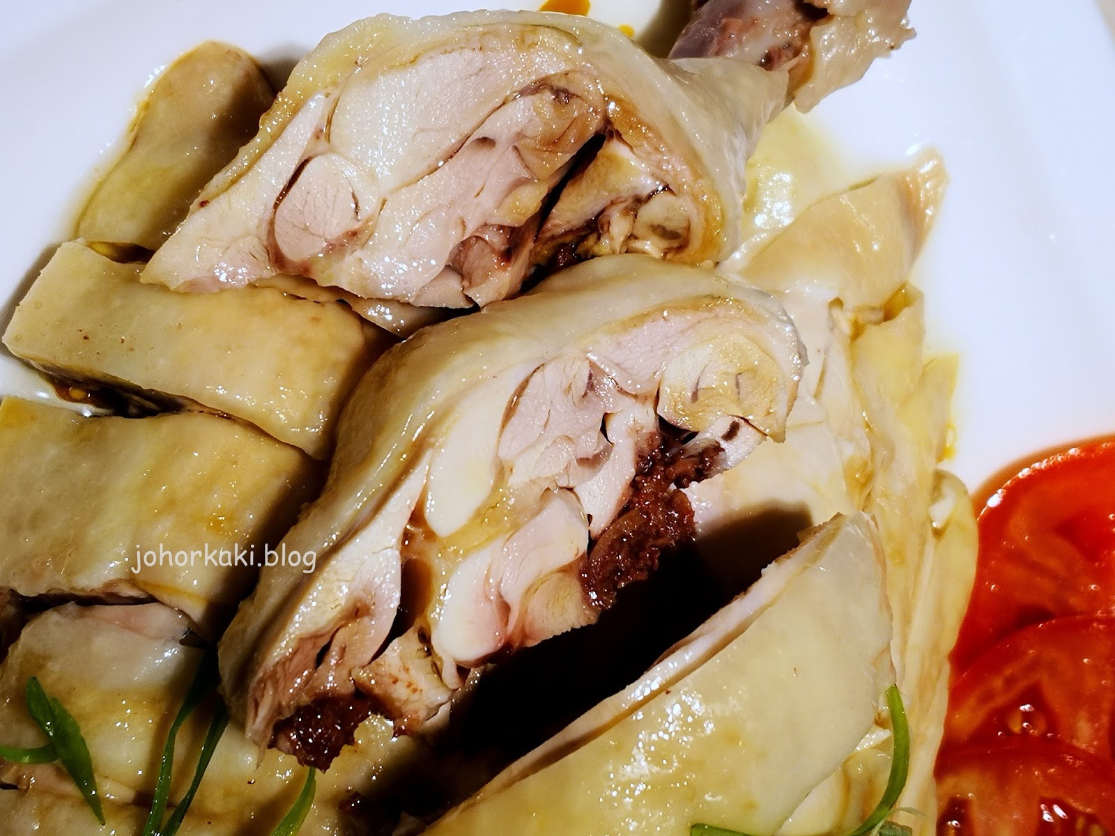 MOVED Sin Kee Famous Chicken Rice at Compass One. Sengkang MRT 正新記.馳名雞飯 ...
