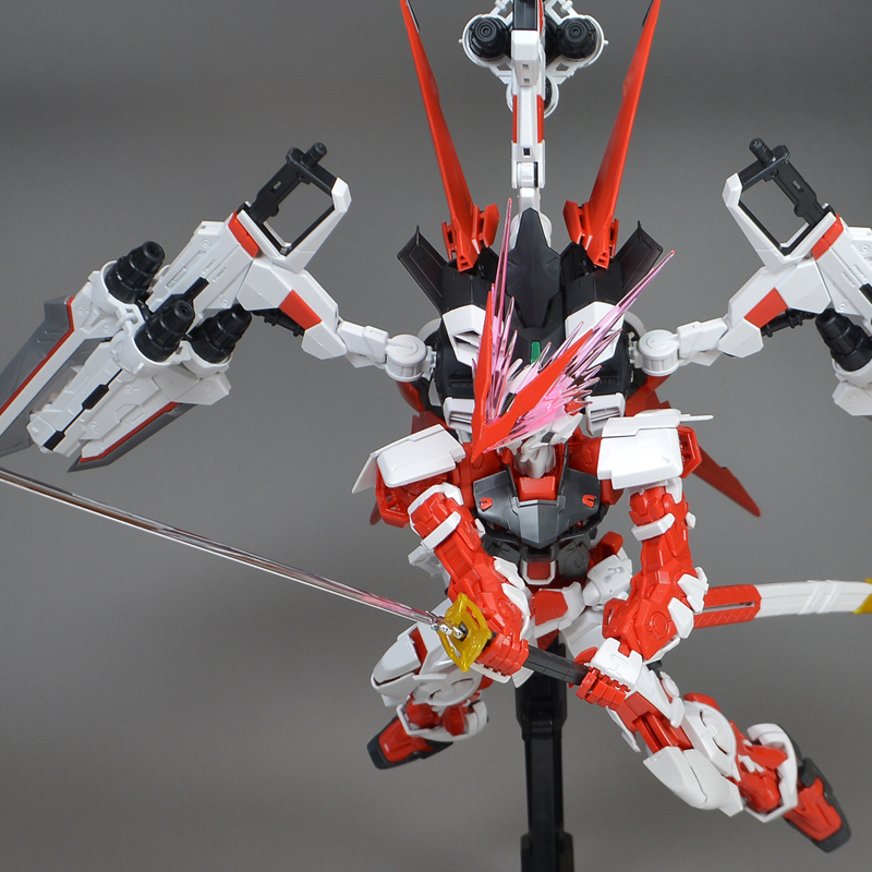 [ Review ] - MG 1/100 - Gunndam Astray Red Dragon