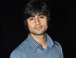 Download Free Wallpapers of Actors and actress Bollywood News and ...