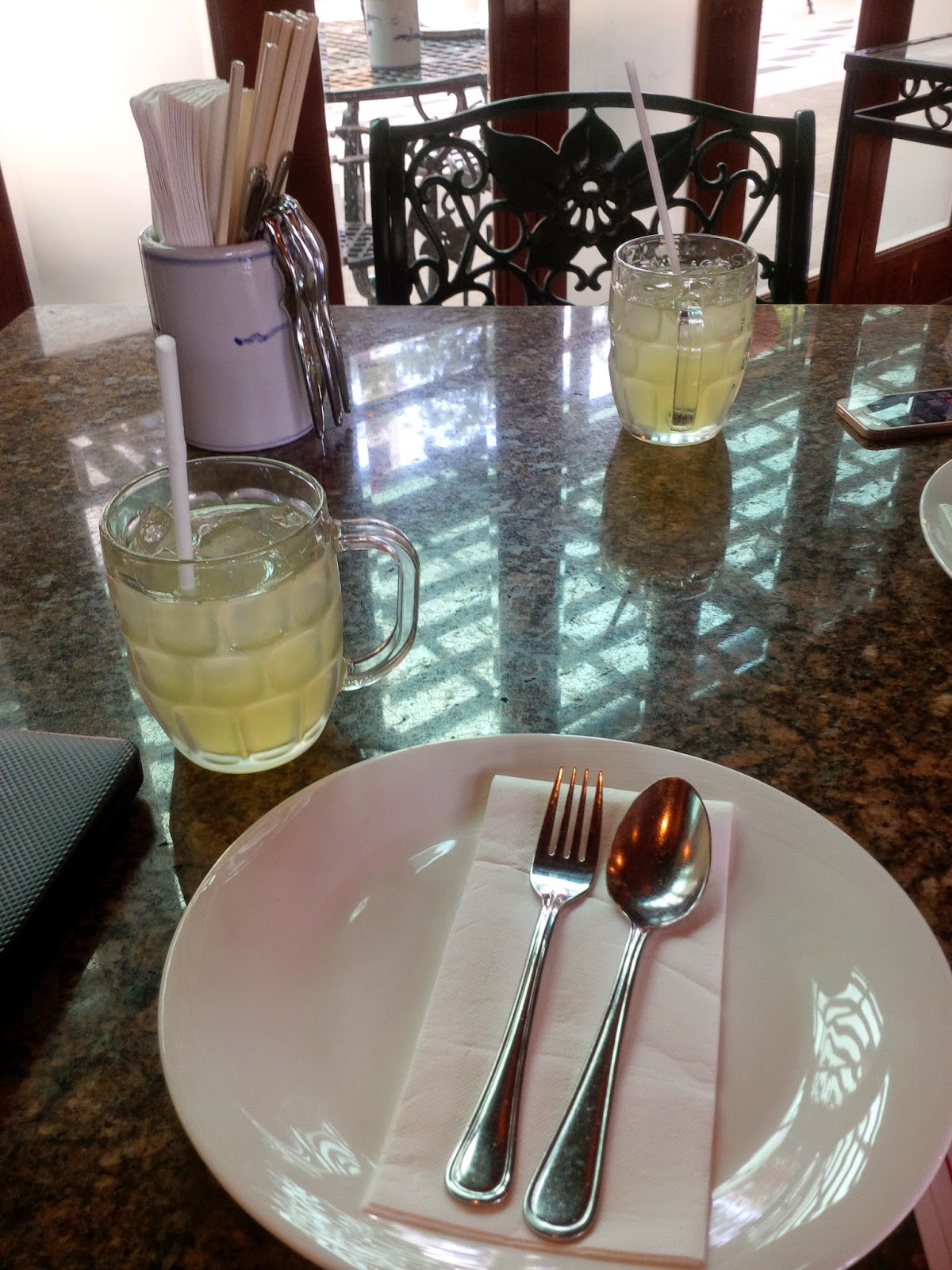 TheArcticStar's Tales: Lunch at Ah Hoi's Kitchen @ Hotel Jen Tanglin
