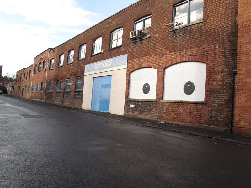 Las calles nos vigilan con Filthy Luker : Distorsion Urbana