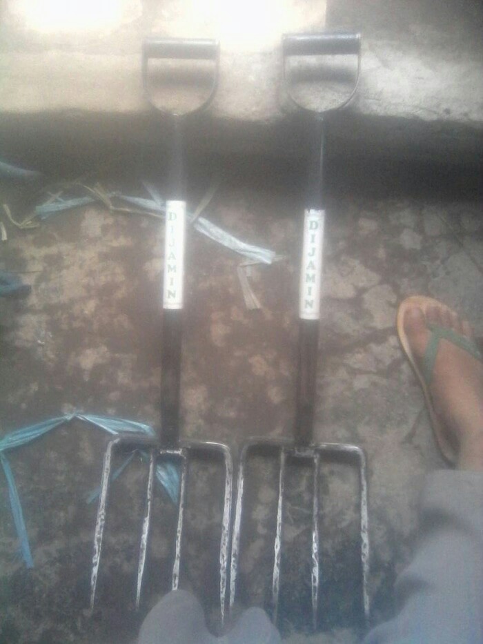 macam- macam garpu tanah