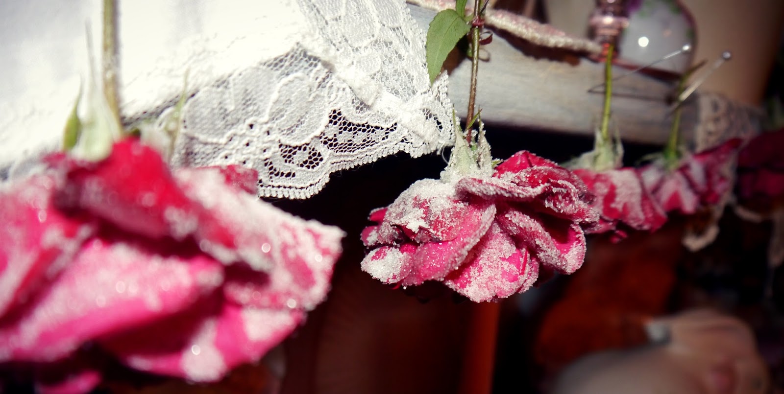 Mimi's: Candied Fresh Flowers