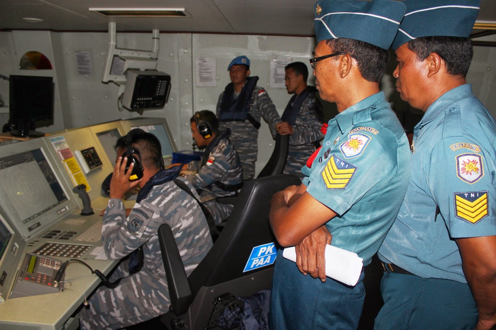 Kumpulan Gambar Ruang PIT (Pusat Informasi Tempur)/CIC (Combat ...