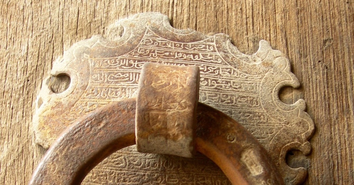 No por mucho bloguear...: Importante aldaba