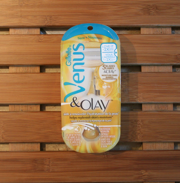 Pink Bows and Stilettos: Venus & Olay Razor