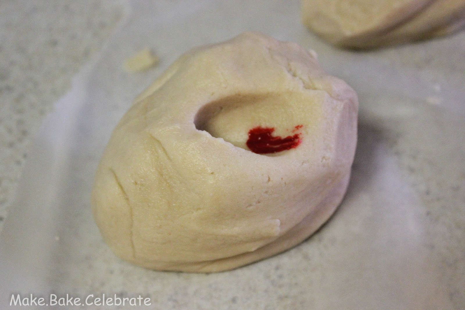 MBC: Breast Cancer Awareness Treats : Strawberry Sugar Cookies