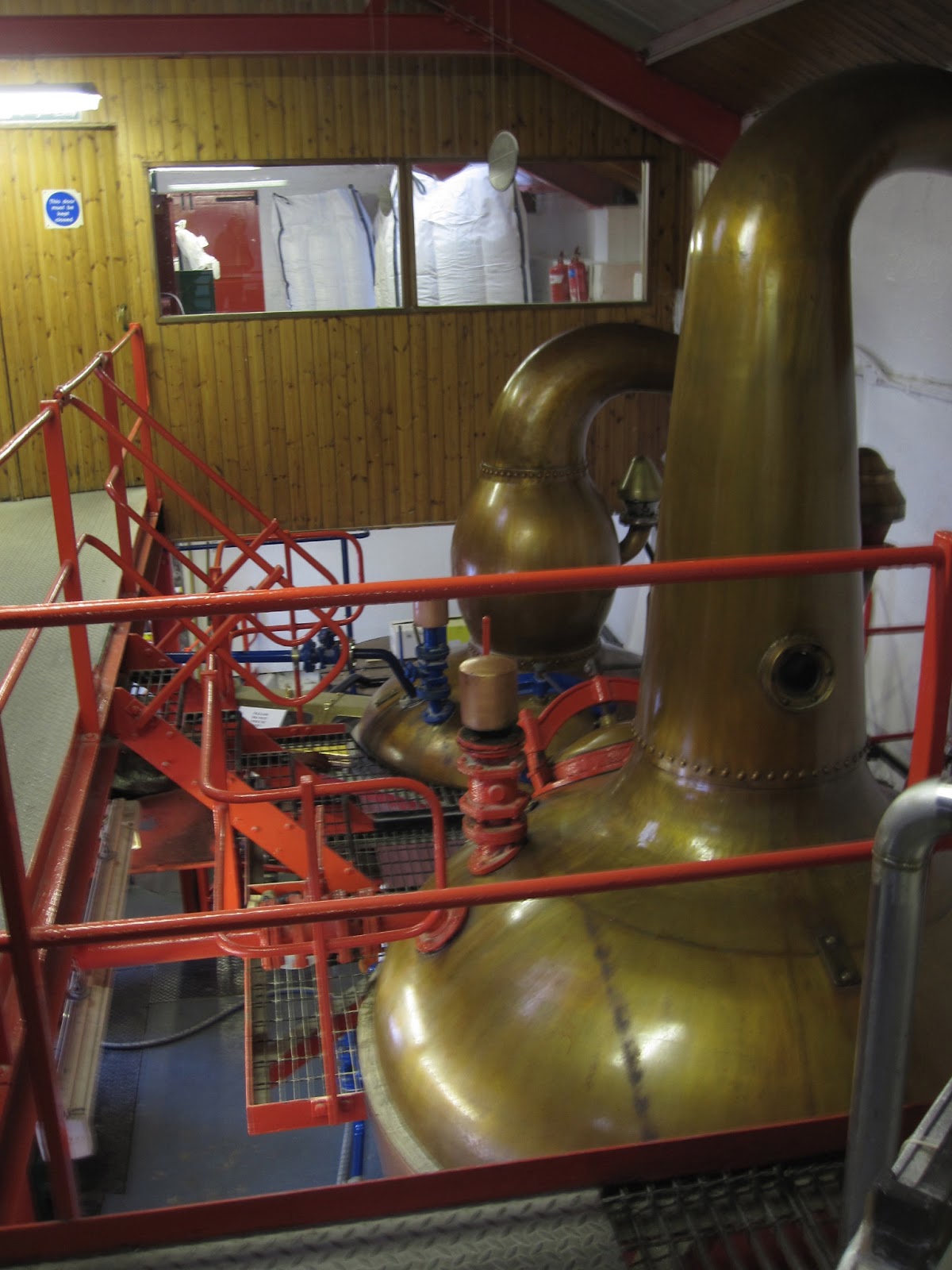 Small Town Oil Wife: Edradour Distillery - The Smallest Distillery in ...