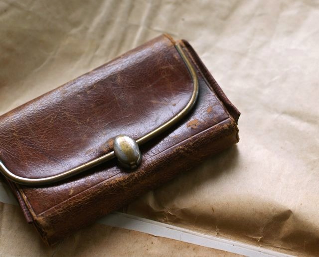 grindstone girl's daily ..musings and other departures: victorian wallet