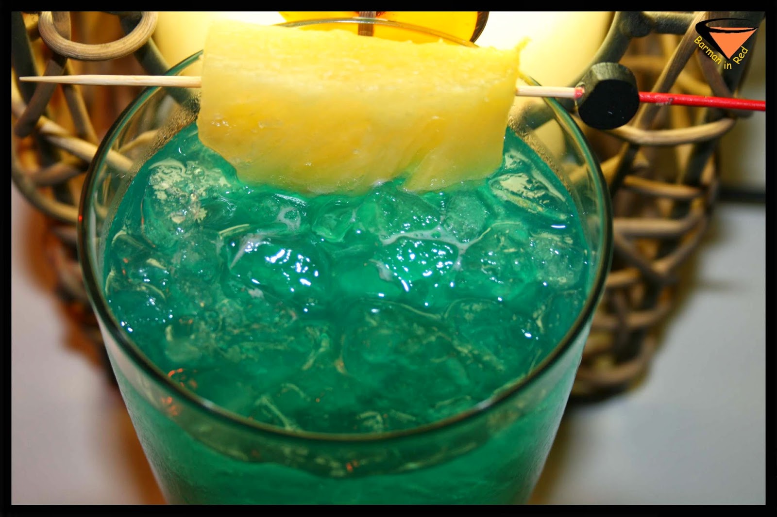 Receta del cóctel Cielo Azul (Blue Heaven)