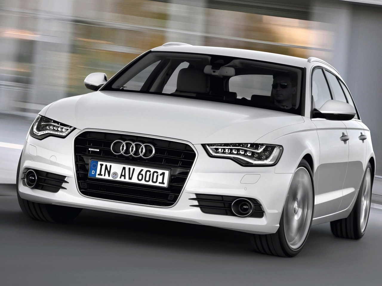 Ezinecar Audi A6 Avant 2012