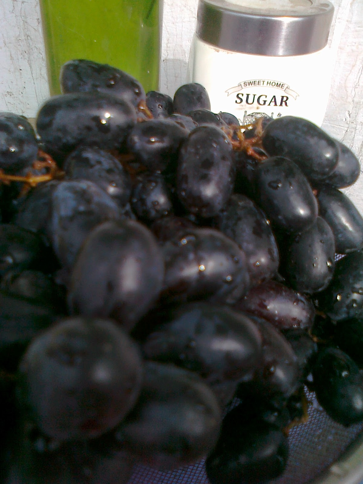 lazy cooks kitchen: lazy cooks grape jam