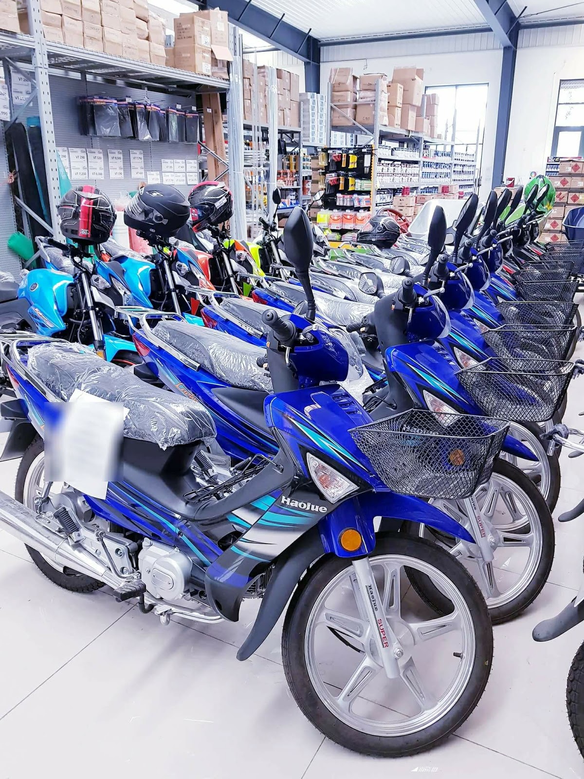 Leon Hardward: Leon Hardware LTD Port-Vila