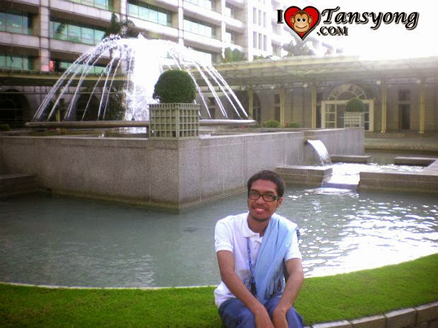 The Huge and Comfortable Asian Development Bank Library - I ♥ Tansyong™