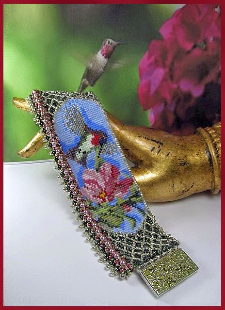 Beads Beading Beaded, with Erin Simonetti: Hummingbird stopped in ...