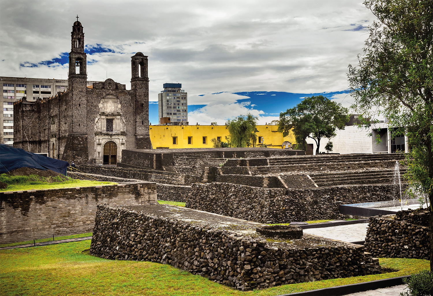 A VUELO DE UN QUINDE® - EL BLOG !!!!! .::::.: IMPERIO AZTECA : HERNÁN ...