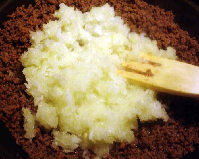 libyan food: Arabic Savoury Pastries: Bureek Muwaraq بوريك مورق