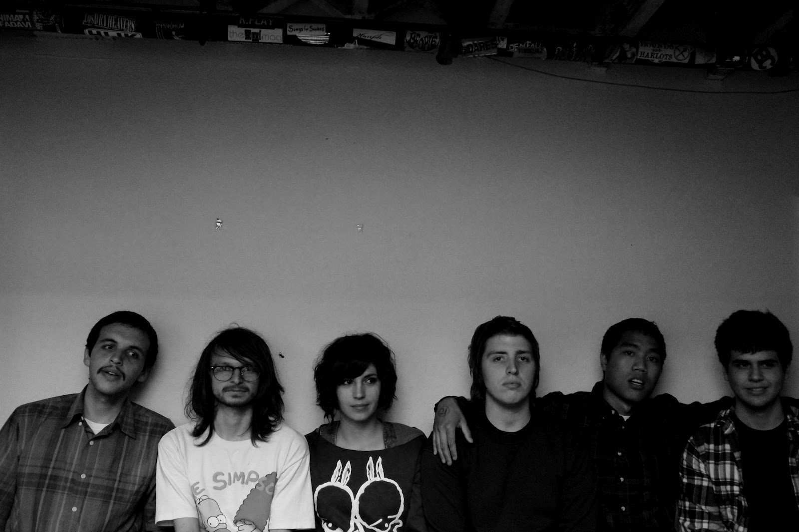 ALBUM REVIEW : WHIRR - PIPE DREAMS