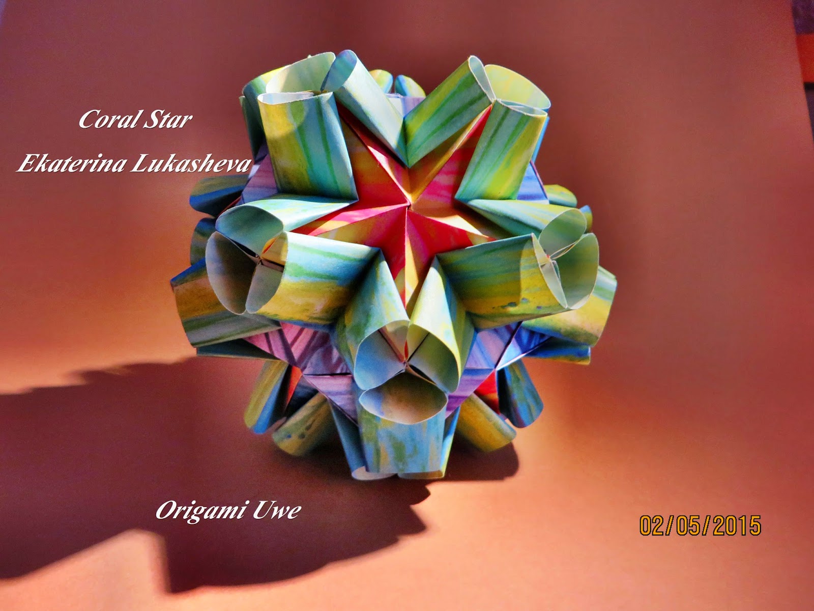 Origami, Fleurogami und Sterne : Coral Star