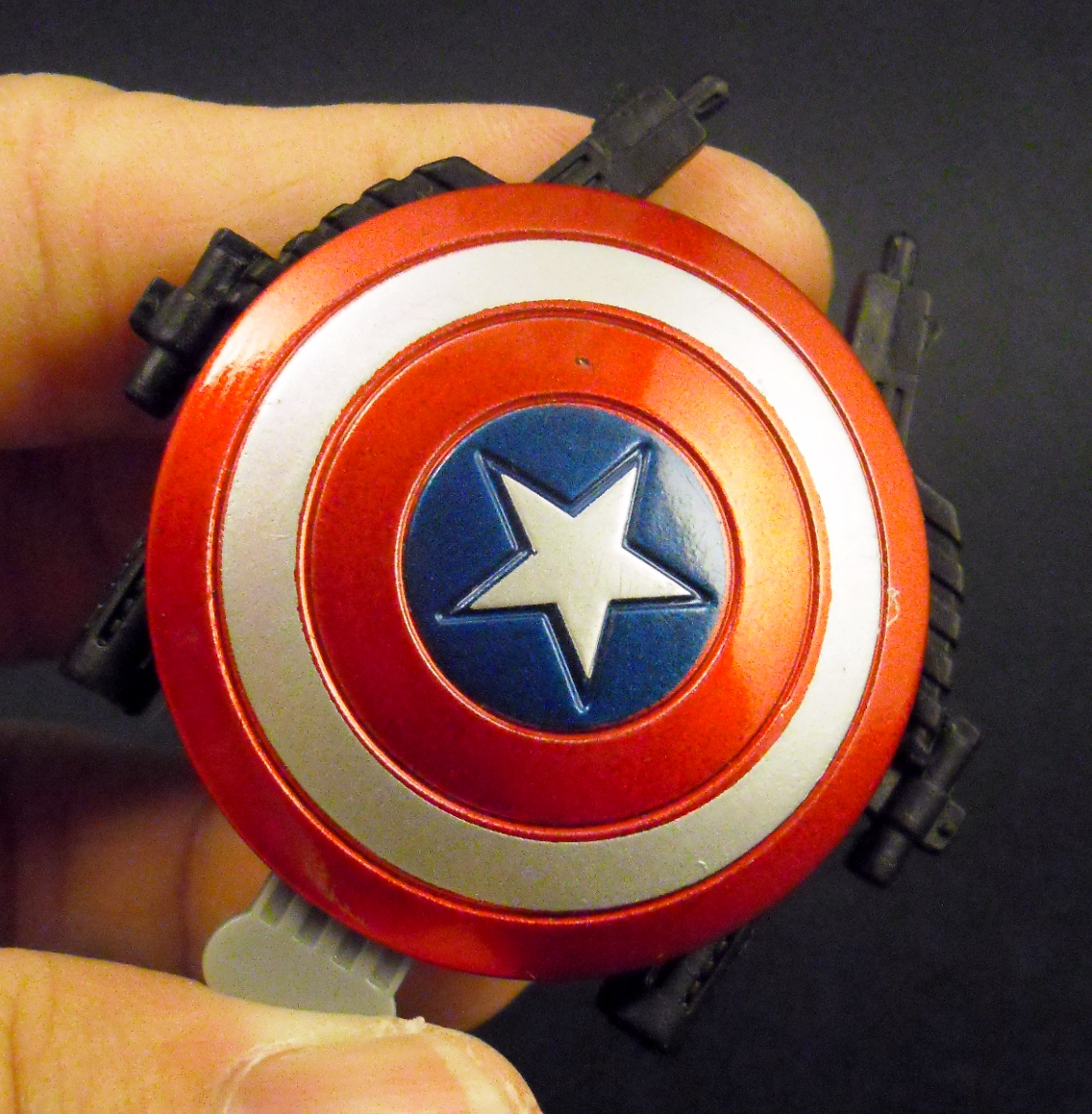 Chase Variant: The Avengers 3.75" Super Shield (Ultimates) Captain America