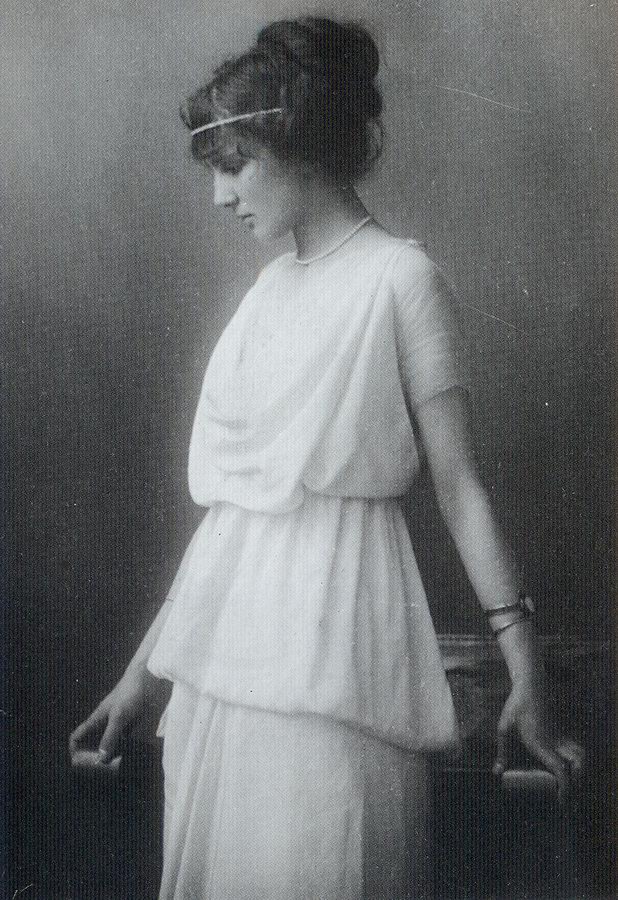 Fashion Señorita: Madeleine Vionnet