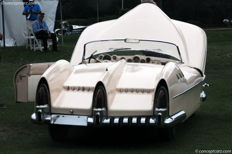 Just A Car Guy: 1952 Studebaker Manta Ray concept car