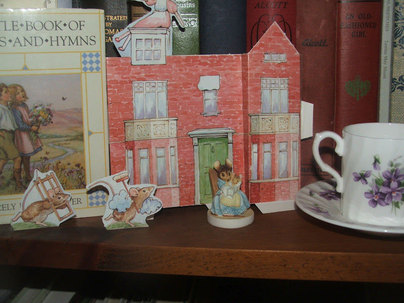 the BUTT'RY and BOOK'RY: On the "TAIL" of Peter Rabit