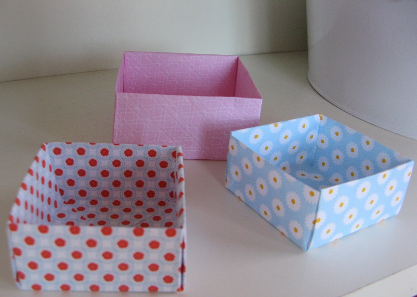 Gingham Cherry: Pudding origami box