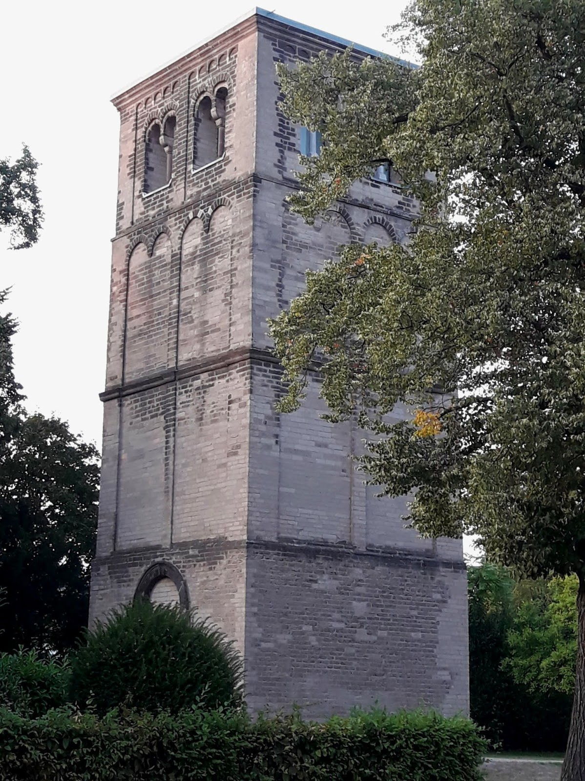 Meerbusch - odkryj uroki tego niewielkiego miasta w Niemczech!