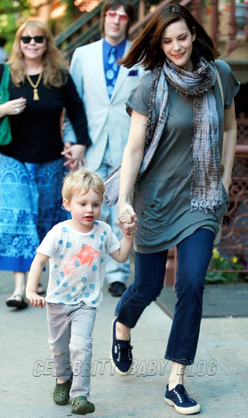 Victorian: Liv Tyler & Her Son Milo