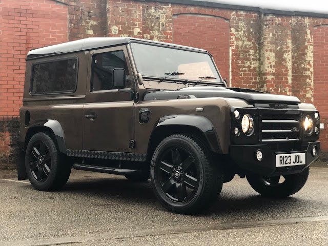 Landrover Defender: Land Rover Defender TD5 90 - Nara Bronze ...