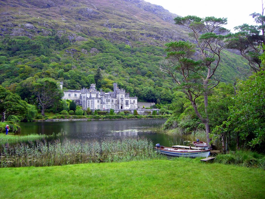 IRELAND: CONNEMARA NATIONAL PARK ~ Beautiful places of Barcelona and ...