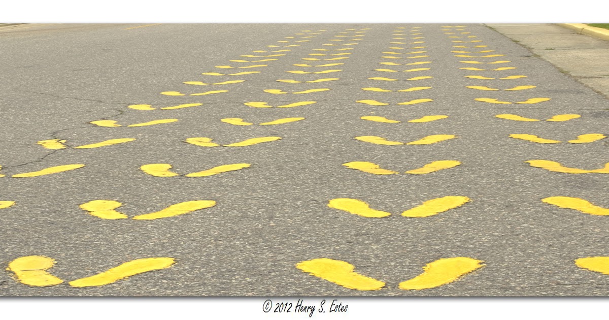 Henry S. Estes Photography: Yellow Footprints