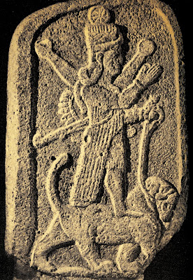 Alle pendici del Monte Meru: KALI, LA DEA-SCORPIONE