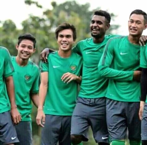 √ Ini Loh Biodata Rudolof Yanto Basna Pesebak Bola Terbaik Persib ...