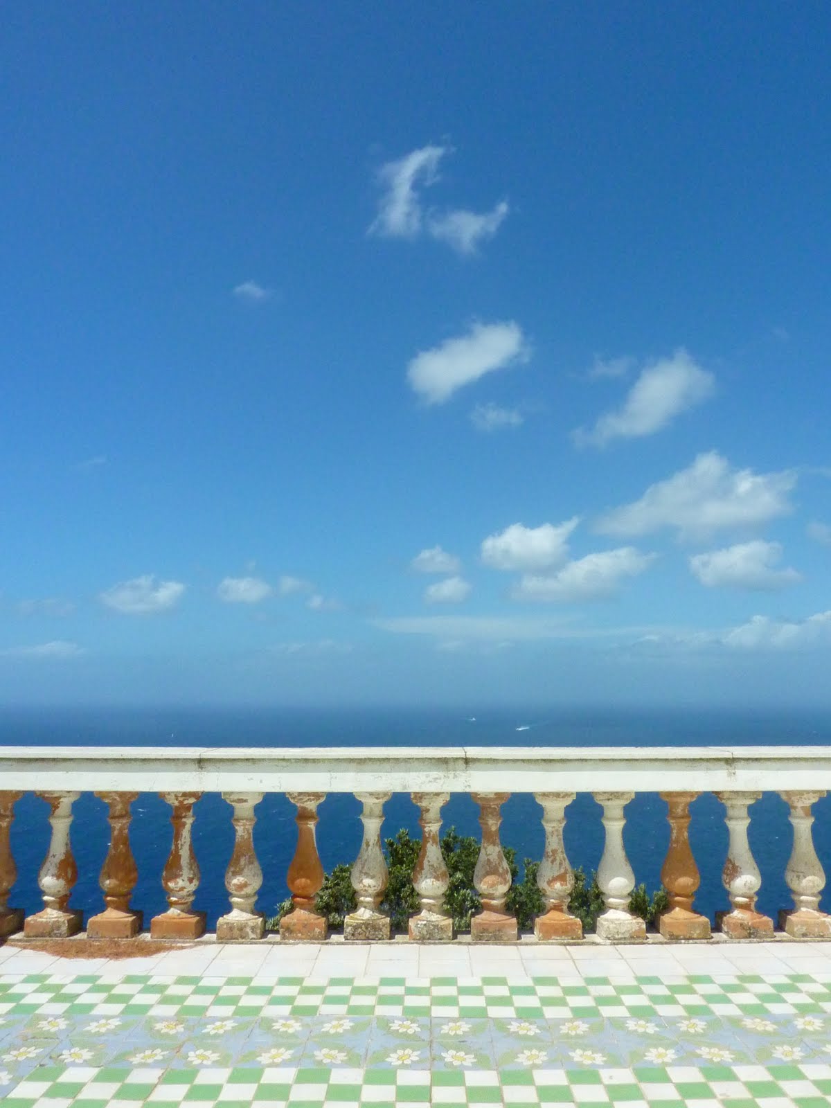 Inside is beautiful: Capri, une terrasse de la villa Fersen