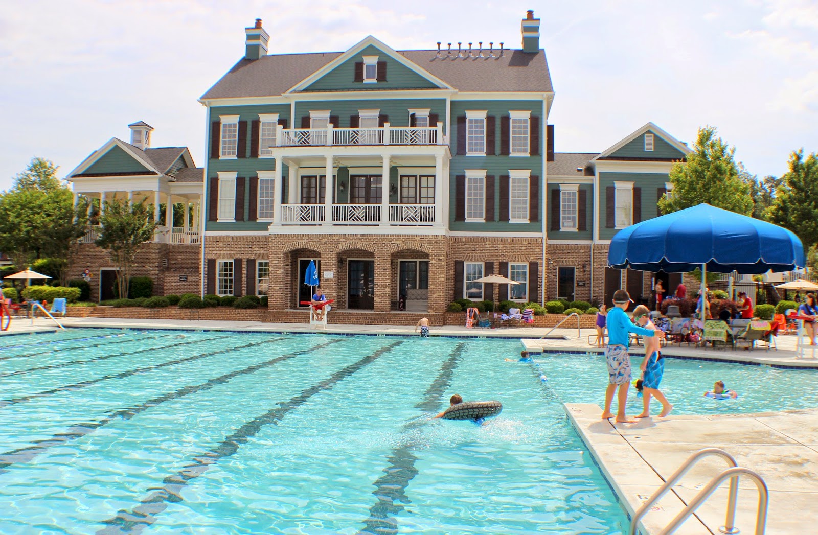 Snake & Snails, Sugar & Spice..The Galbraith Tales: BridgeMill Pool ...